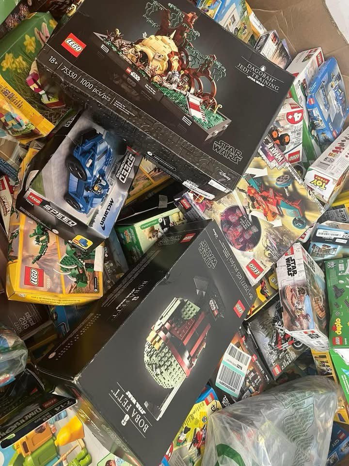 Buy LEGO Pallets For Sale (200 Sets For $400)