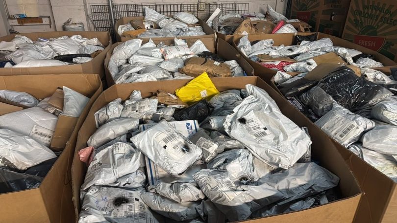 Buy Unclaimed Mail Pallets (300 Items – $550) - Largo Pallets